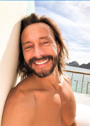 Bob Sinclar Height, Weight, Age, Spouse, Family, Facts, Biography