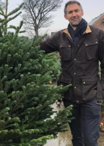 Ian Whyte Height, Weight, Age, Spouse, Family, Facts, Biography