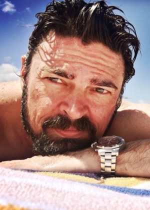 Karl Urban Height, Weight, Age, Girlfriend, Family, Facts, Biography