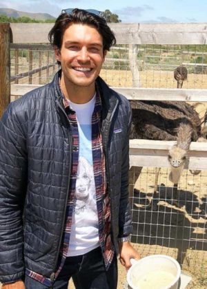 Peter Porte Height, Weight, Age, Spouse, Family, Facts, Biography