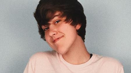 Raegan Beast Height, Weight, Age, Boyfriend, Family, Facts, Biography