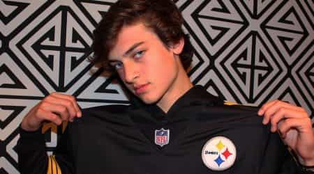 Sam Hurley Height, Weight, Age, Girlfriend, Family, Biography