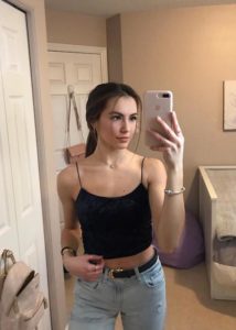 Alex Hook Height, Weight, Age, Boyfriend, Family, Facts, Biography