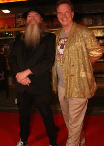 Robert Tapert Height, Weight, Age, Spouse, Family, Facts, Biography