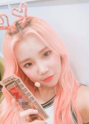 JooE Height, Weight, Age, Boyfriend, Family, Facts, Biography