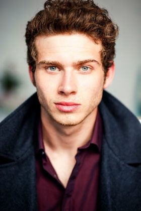 Oliver Stark Height, Weight, Age, Girlfriend, Family, Facts, Biography