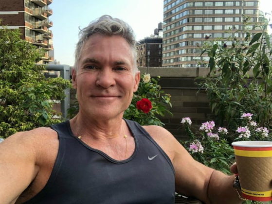 Sam Champion Height, Weight, Age, Spouse, Family, Facts, Biography