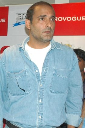 Akshaye Khanna Height, Weight, Age, Girlfriend, Family, Facts, Biography