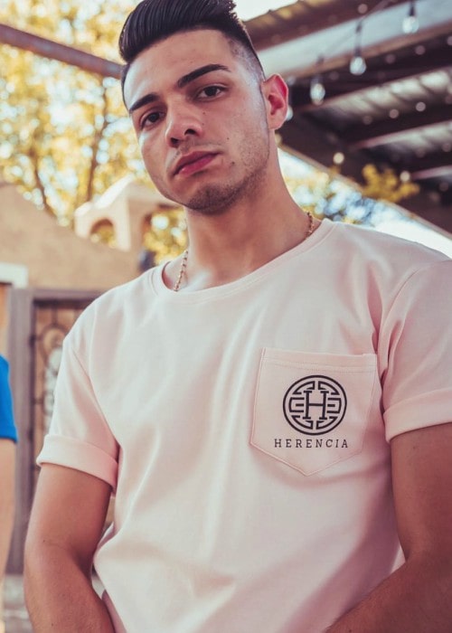 Eric Álvarez Height, Weight, Age, Girlfriend, Family, Facts, Biography