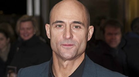 Mark Strong Height, Weight, Age, Spouse, Family, Facts, Biography