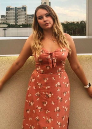 ASMR Darling Height, Weight, Age, Boyfriend, Family, Facts, Biography