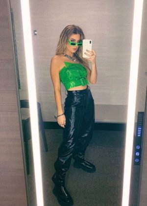 Fletcher (Singer) Height, Weight, Age, Girlfriend, Family, Facts, Biography