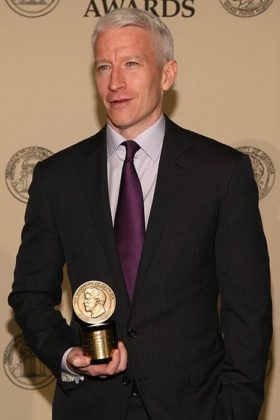 Anderson Cooper Height, Weight, Age, Boyfriend, Family, Facts, Biography