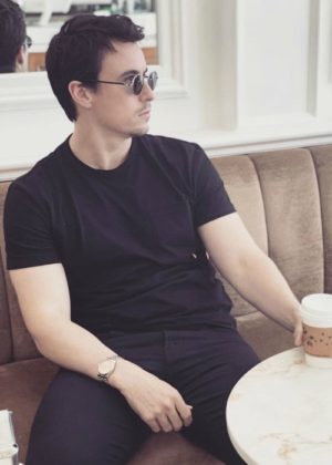 Huw Collins Height, Weight, Age, Spouse, Children, Facts, Biography