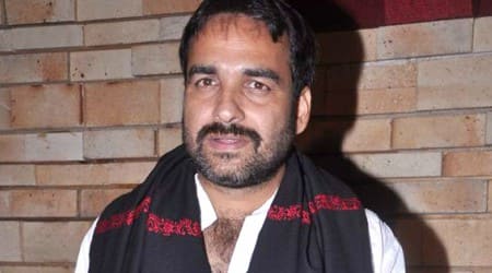 Pankaj Tripathi Height, Weight, Age, Spouse, Family, Facts, Biography