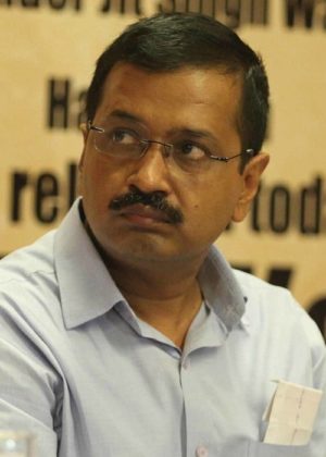 Arvind Kejriwal Height, Weight, Age, Spouse, Family, Facts, Biography