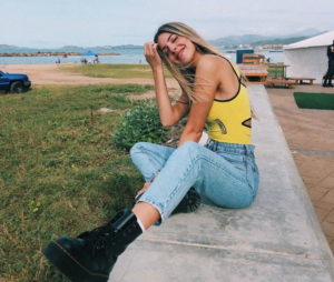 Corina Smith Height, Weight, Age, Boyfriend, Family, Facts, Biography