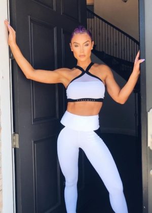 Eva Marie Height, Weight, Age, Spouse, Family, Facts, Biography