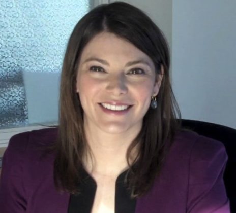 Gail Simmons Height, Weight, Age, Spouse, Family, Facts, Biography