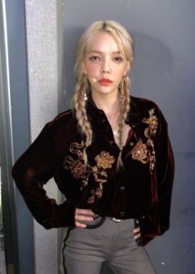 Shin Ji-min Height, Weight, Age, Boyfriend, Family, Facts, Biography