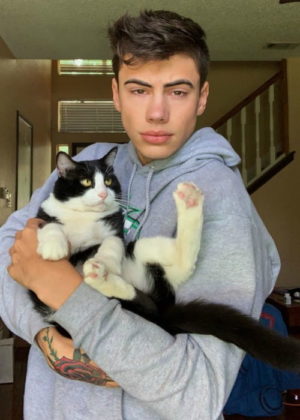 Aaron Fuller Height, Weight, Age, Boyfriend, Family, Facts, Biography