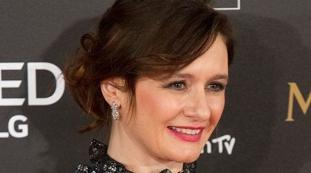 Emily Mortimer Height, Weight, Age, Spouse, Family, Facts, Biography