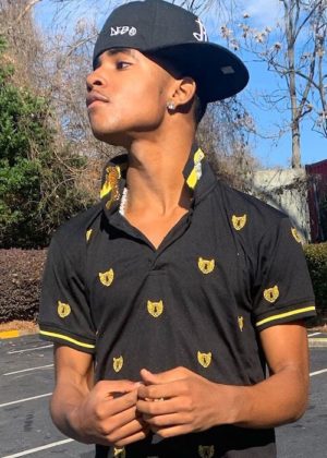 Famous Debo Height, Weight, Age, Girlfriend, Family, Facts, Biography