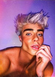 Sebastian Bails Height, Weight, Age, Girlfriend, Family, Facts, Biography