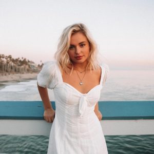 Victoria Baldesarra Height, Weight, Age, Boyfriend, Family, Biography