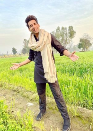 Rishi Dev Height, Weight, Age, Girlfriend, Family, Facts, Biography