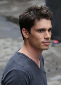 Tanner Novlan Height, Weight, Age, Spouse, Family, Facts, Biography