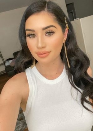 Amanda Peña Height, Weight, Age, Spouse, Family, Facts, Biography