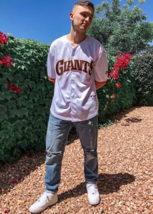 Chris Peña Height, Weight, Age, Spouse, Family, Facts, Biography