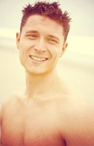 Elijah Allan-Blitz Height, Weight, Age, Girlfriend, Family, Facts ...