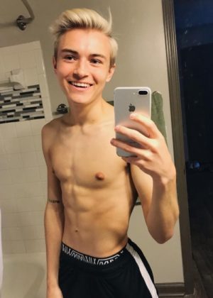 It's Just Luke Height, Weight, Age, Girlfriend, Family, Facts, Biography