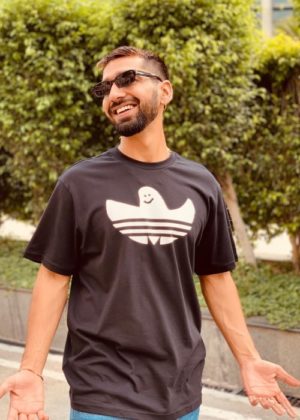 Maninder Buttar Height, Weight, Age, Girlfriend, Family, Facts, Biography