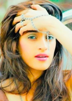 Shweta Pandit Height, Weight, Age, Spouse, Family, Facts, Biography