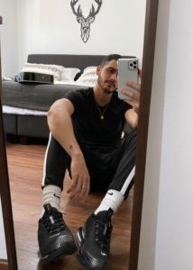 Alejandro Speitzer Height, Weight, Age, Girlfriend, Family, Facts ...