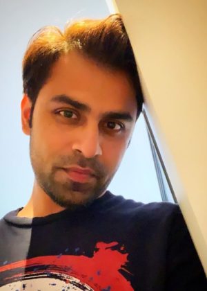 Jitendra Kumar Height, Weight, Age, Girlfriend, Family, Facts, Biography