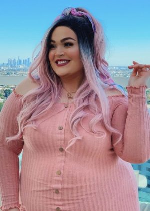 Loey Lane Height, Weight, Age, Boyfriend, Family, Facts, Biography