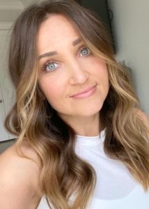 Mindy McKnight Height, Weight, Age, Spouse, Family, Facts, Biography