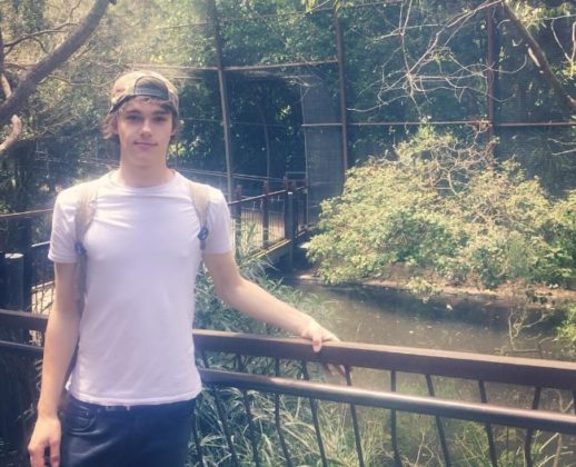 Mitchell Hope Height, Weight, Age, Girlfriend, Family, Facts, Biography