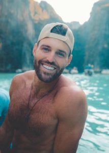 Robby Hayes Height, Weight, Age, Girlfriend, Family, Facts, Biography