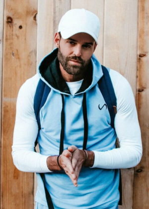 Robby Hayes Height, Weight, Age, Girlfriend, Family, Facts, Biography