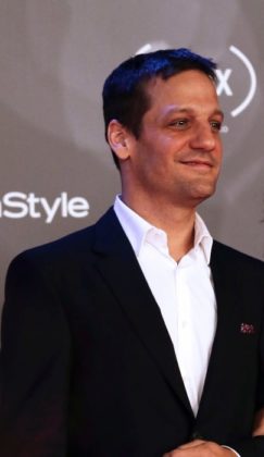 Rodrigo de la Serna Height, Weight, Age, Girlfriend, Family, Biography