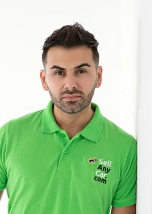 Saygin Yalchin Height, Weight, Age, Spouse, Family, Facts, Biography