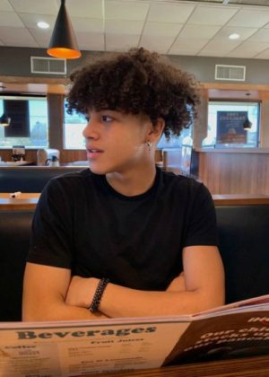 Vallyk Height, Weight, Age, Girlfriend, Family, Facts, Biography