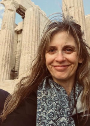 Helen Slater Height, Weight, Age, Spouse, Family, Facts, Biography