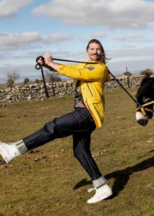 Luka Peroš Height, Weight, Age, Spouse, Family, Facts, Biography