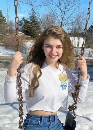 Lyliana Wray Height, Weight, Age, Boyfriend, Family, Facts, Biography